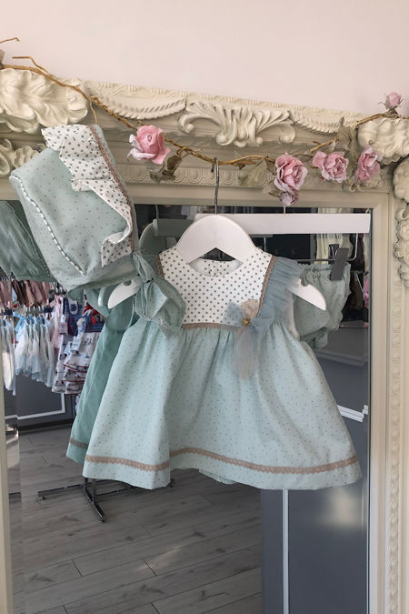 Marta y Paula baby clothing | Newborn to 8 year Old Children